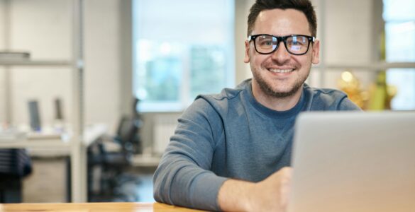Gafas progresivas mal graduadas: síntomas, causas y soluciones
