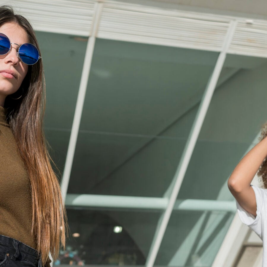 Historia y evolución de las gafas: Un viaje a través del tiempo